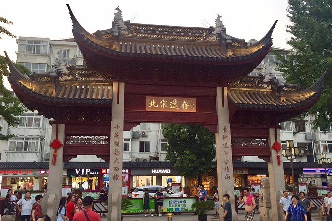 Private Tour of Shanghai Zoo, Xintiandi and Qibao Old Street with Local Delicacy - A Well-Rounded Choice for Curious Travelers