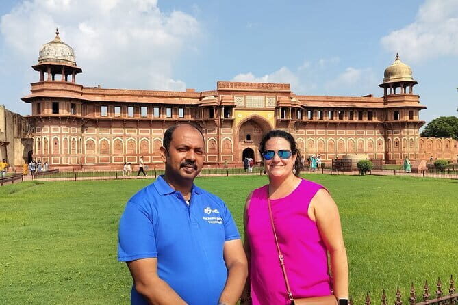 Private Tour of Taj Mahal, Agra Fort & Baby Taj with Agra Pick-up - Exploring Agra Fort: Mughal Power and Stories