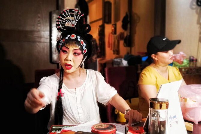 Private Tour: Shichahai, Nanluoguxiang and Peking Opera&dinner - Why This Tour Is Worth Considering