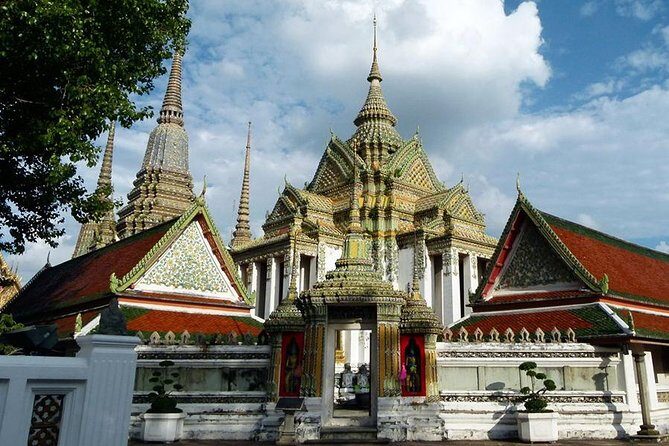 Private Tour: The Best of Bangkok Temples - Half Day - The Value of Including All Fees & Hassle-Free Transfers
