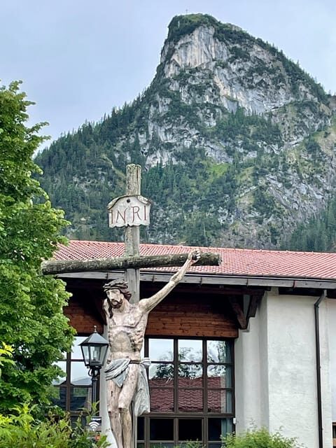 Private tour to Neuschwanstein castle from Munich - The Highlight: Neuschwanstein Castle