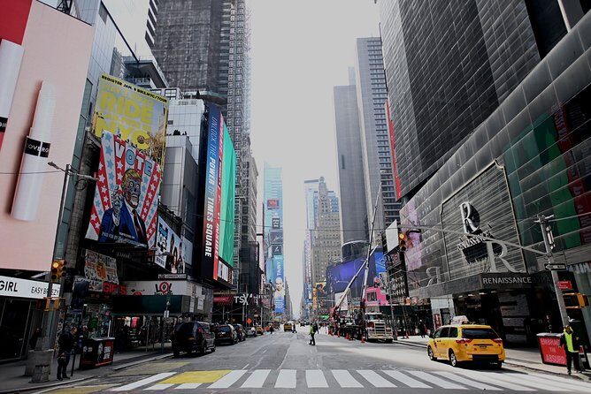 Private Transfer from Brooklyn to John F. Kennedy Airport (JFK) - Vehicle Options and Suitability