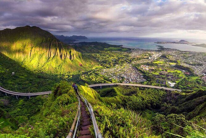 Private Transfer from Ko Olina to Honolulu (HLN) Airport - Who Should Book This Service?