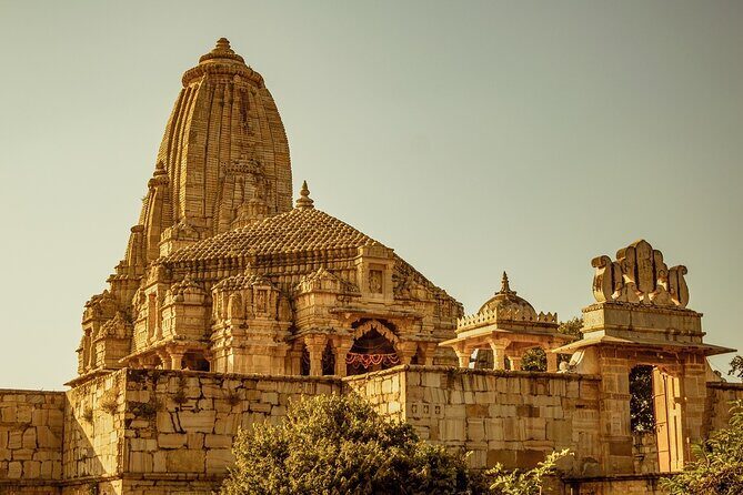 Private transfer - Jaipur to Udaipur via Chittorgarh Fort - Who Should Consider This Tour?