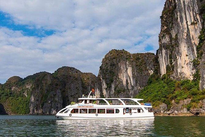 Private Transfer On Expressway & Join Deluxe Cruise in Halong Bay - The Itinerary in Detail