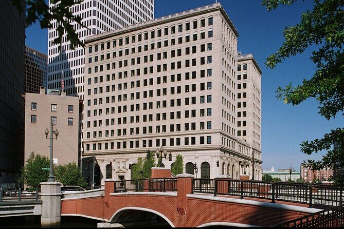 Providence Architecture Boat Tour - An In-Depth Look at the Providence Architecture Boat Tour