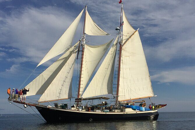Public Schooner Sail in Greenport - FAQ about the Greenport Public Schooner Sail