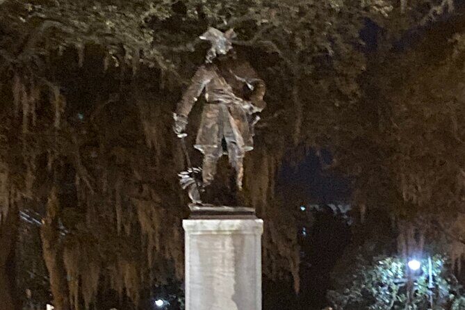 Real Savannah: History, Ghost, and True Crime Tour - Exploring Savannah’s Historic District