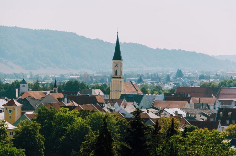 Regensburg: Kelheim Liberation Hall and City visit - The Value of This Tour