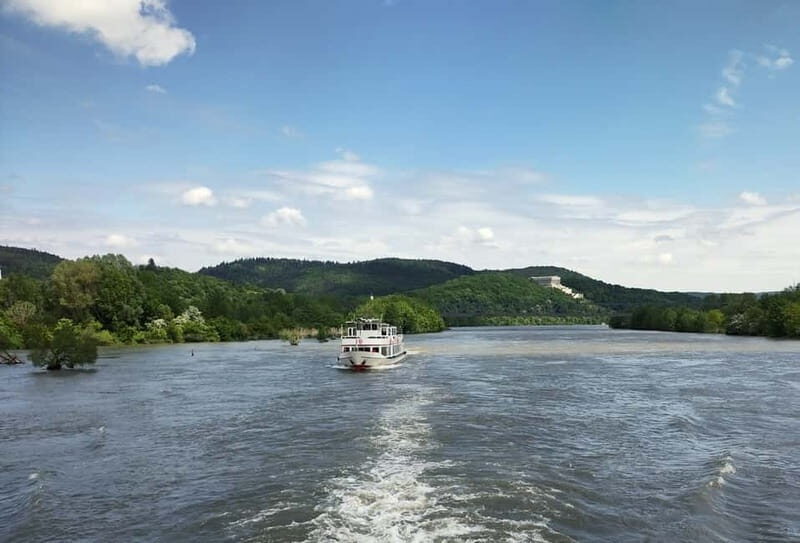 Regensburg: Klinger's Sightseeing Boat Tour to Walhalla - Tour Options and Flexibility