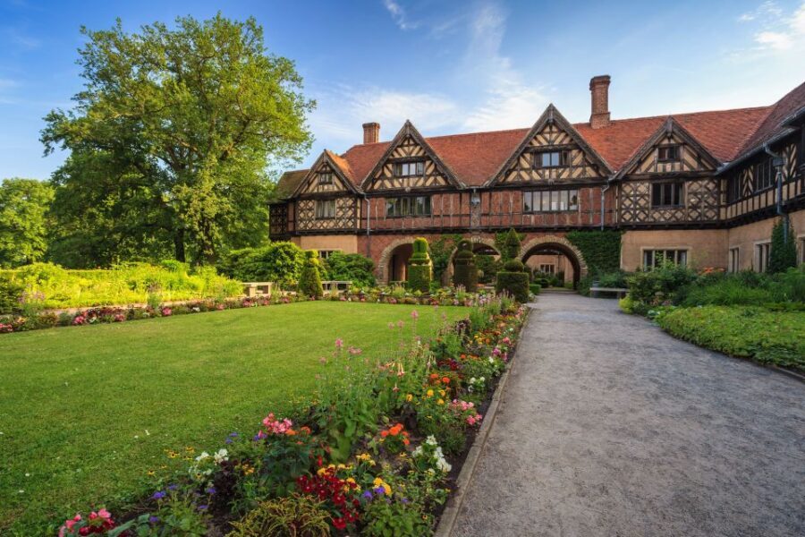 Remarkable Cecilienhof Palace and Potsdam  Private Tour - The Church of Peace — A Calm Introduction (10 minutes)