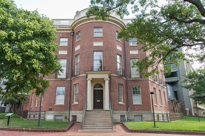 Residences of the Presidentses Walking Tour: Lafayette Square & Foggy Bottom - What to Expect from the Itinerary