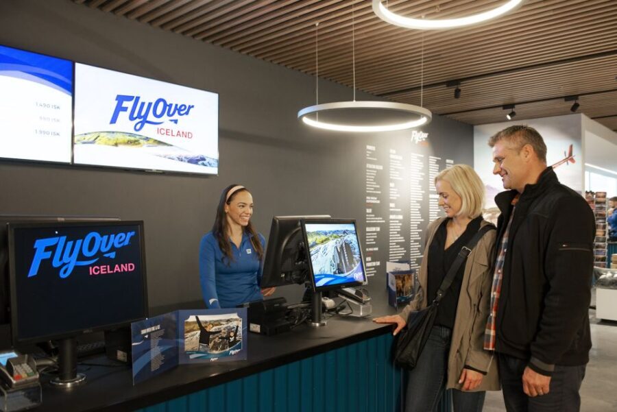 Reykjavik: Silfra Snorkel Tour & Fly Over Iceland VR Ticket - A Closer Look: The Tour Experience