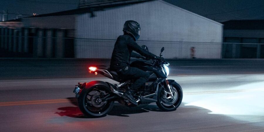 Rostock: Zero SR (40kW) Electric Motorcycle Rental - The Experience in Practice