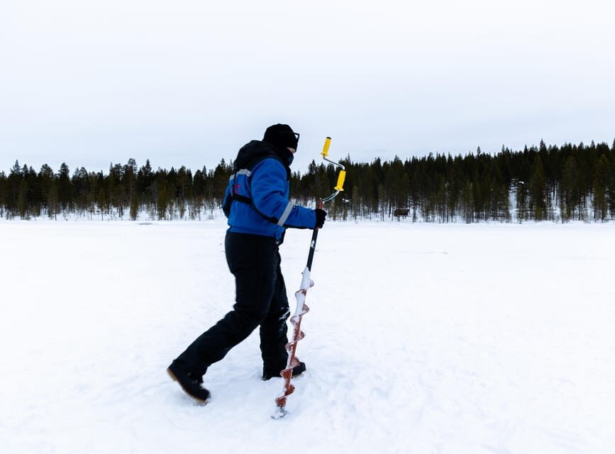 Saariselkä: Ice Fishing Safari by Snowmobile - The Snowmobile Adventure