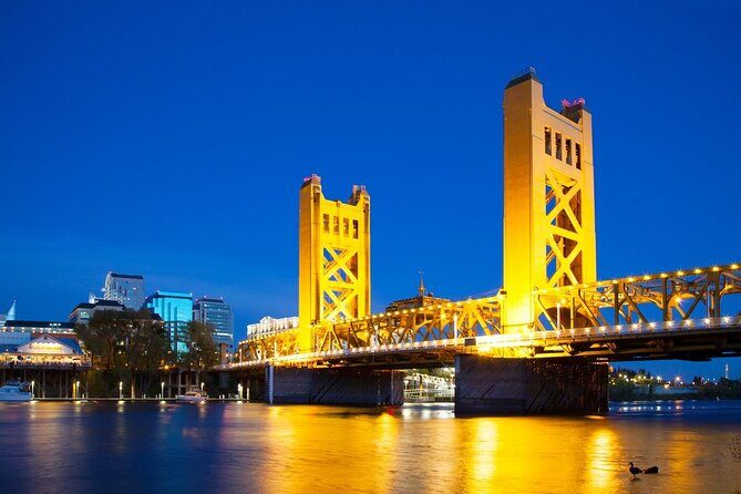 Sacramento New Years Eve Rock the Yacht Cruise - The Itinerary: What’s on the Agenda?