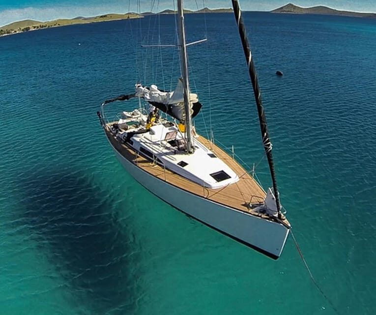 Sailing Island hopping with drinks - What to Expect from the Sailing Island Hopping Tour