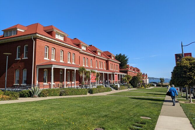 San Francisco Presidio Scavenger Hunt Walking Tour and Game - What Is the Presidio and Why Visit?