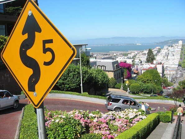 San Francisco Urban Hike: Coit Tower, Lombard Street and North Beach - Analyzing the Tour’s Value