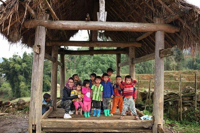 Sapa Private Car Tour - 1 Day Enjoy the Rice Terraced Fields - Transportation and Comfort
