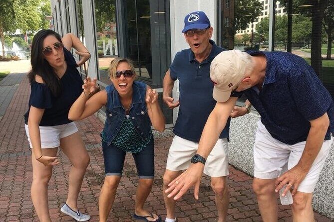 Scavenger Hunt in Buffalo by Wacky Walks - Who Should Consider This Experience?