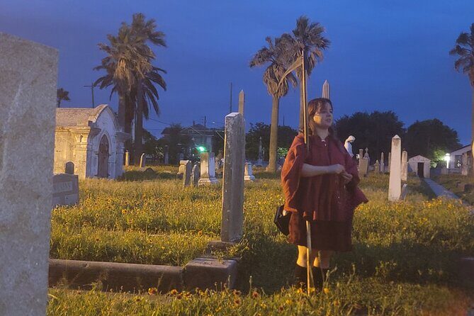Secret Society Cemetery Walking Tour in Galveston - Detailed Review of the Secret Society Cemetery Walking Tour