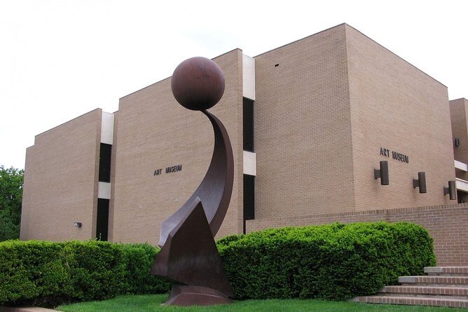 Self-Guided Amarillo Scavenger Hunt: Amarillo Art & Elms - The Sum Up