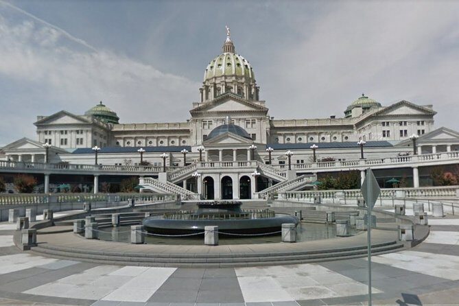 Self-Guided Harrisburg Scavenger Hunt: Capitol Reflections - The Sum Up