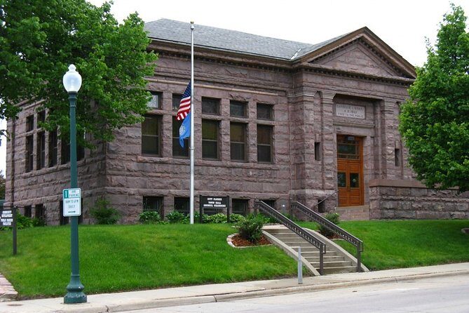 Self-Guided Scavenger Hunt: Rock and Roll Through Sioux Falls - Cost & Value Analysis