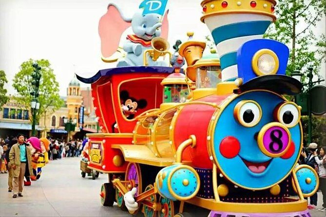 Shanghai Disneyland To Shanghai hotels:Private with Meet & Greet Service - Who Will Love This Service?