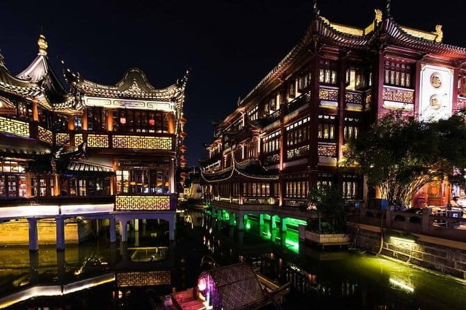 Shanghai Private Night Sightseeing Exploration Tour - What the Tour Includes and Excludes
