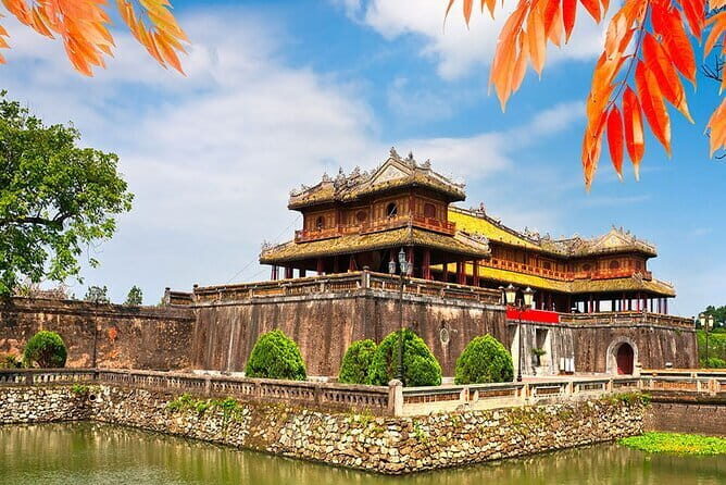 Shared Shuttle Bus between Hue and Da Nang City - Pricing and Value