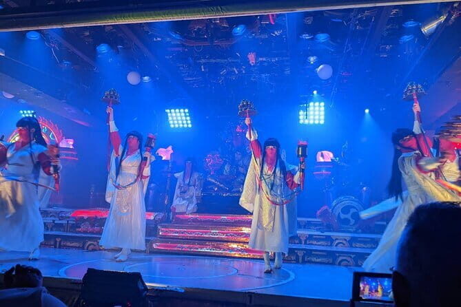 Shinjuku, Tokyo: Samurai Show Ticket in Kabukicho with 2 drinks - Who Will Love This Experience?