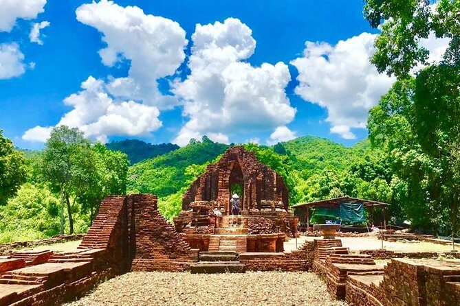 Shuttle bus to My Son Sanctuary from Da Nang - A Practical Overview of the Tour