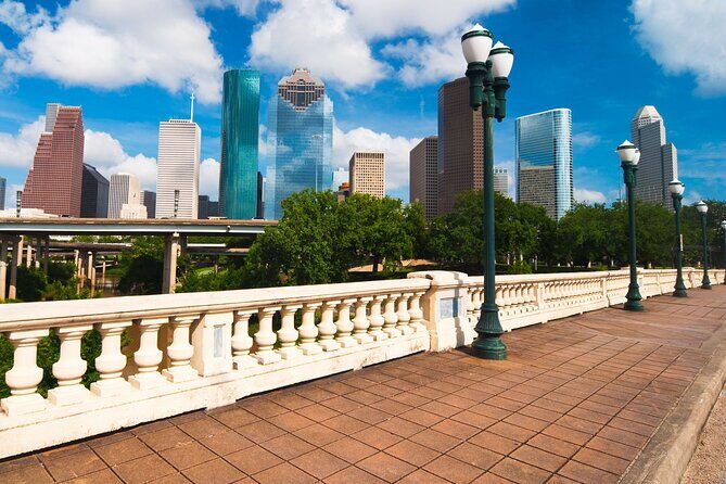 Sights of Downtown Houston Smartphone Audio Walking Tour - User Reviews and Practical Insights