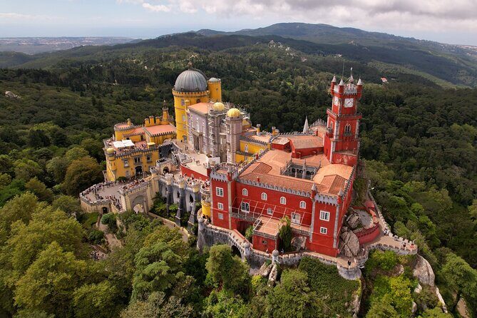 Sintra-Cascais-Pena Palace 8-People Small Group Tour from Lisbon - Authentic Insights from Traveler Reviews