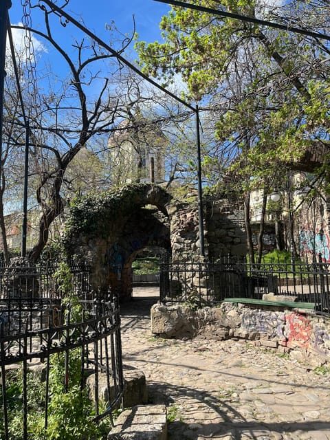Slavery in Romania,Myths and Truths on Gypsies, Walking Tour - Final Thoughts: Who Should Take This Tour?