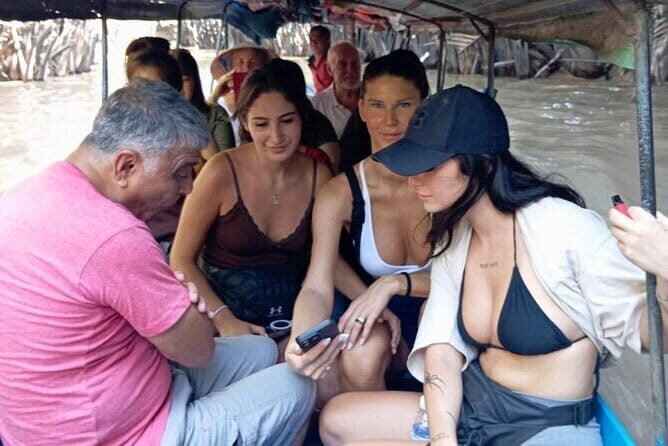 Small Group Cu Chi Anh Mekong Full Day From Ho Chi Minh City - A Closer Look at the Itinerary