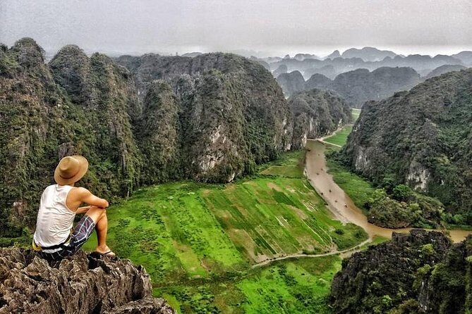 Small-Group Day Tour: Tam Coc Boat Ride, Visit Hoa Lu & Mua Cave - Value and Pricing