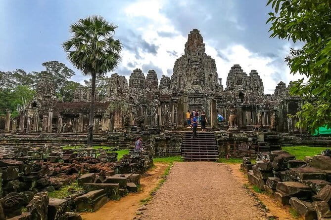 Small-Group Explore Angkor Wat Sunrise Tour with Guide - The Practicalities