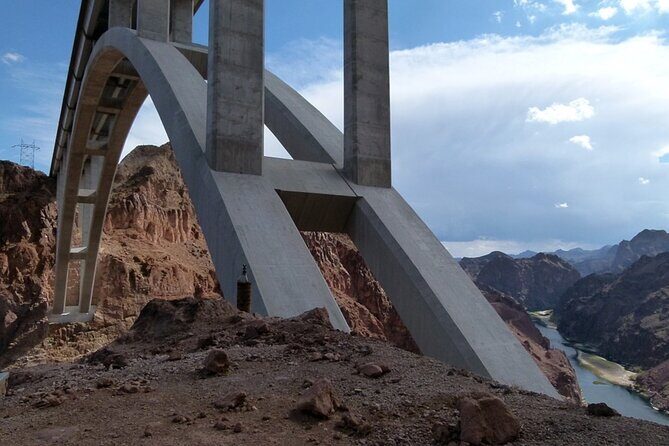 Small Group Hoover Dam, Powerplant and O'Callahan Bridge Tour - Who Would Enjoy This Tour?
