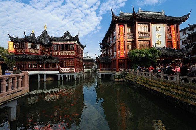 Small group: Shanghai Private tour with Zhujiajiao Water Town and Shanghai Tower - Practical Details and What You Can Expect