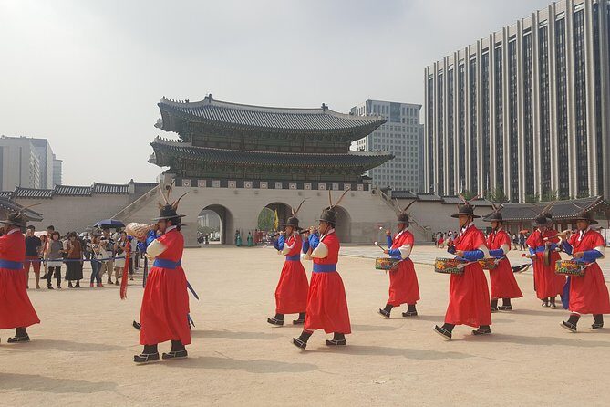 Small Group Tour: Seoul Tour by Subway Line 2 - Circular Line - Breakdown of the Itinerary