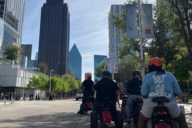 Smart Tour: Dallas Mural E-Bike Tour - The Experience Itself
