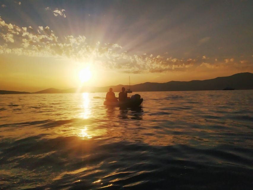 Split: Guided Sunset Sea Kayaking & Snorkeling Tour w/ Wine - What to Bring and Considerations