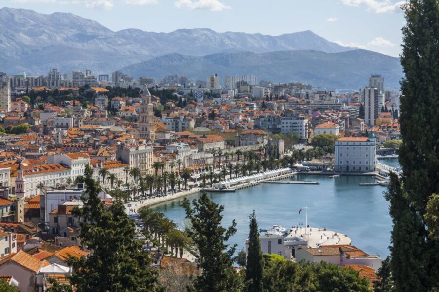 Split, Trogir and Klis Fortress: Private Tour from Dubrovnik - Analyzing the Value