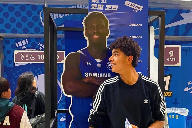 Sports Match in Seoul with Guided K-Food Experience - Who Will Love This Tour?