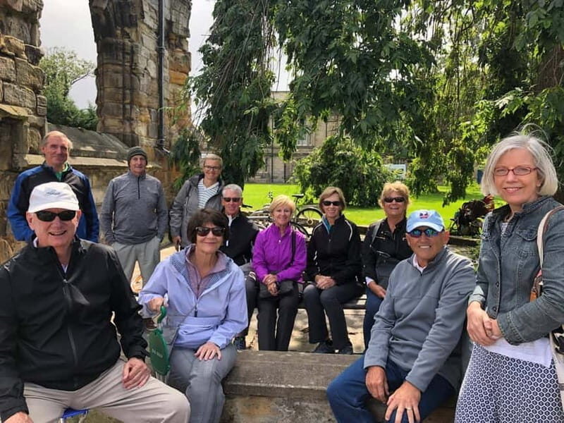 St Andrews: Top Sights Guided Walking Tour - Detailed Breakdown of the Sights