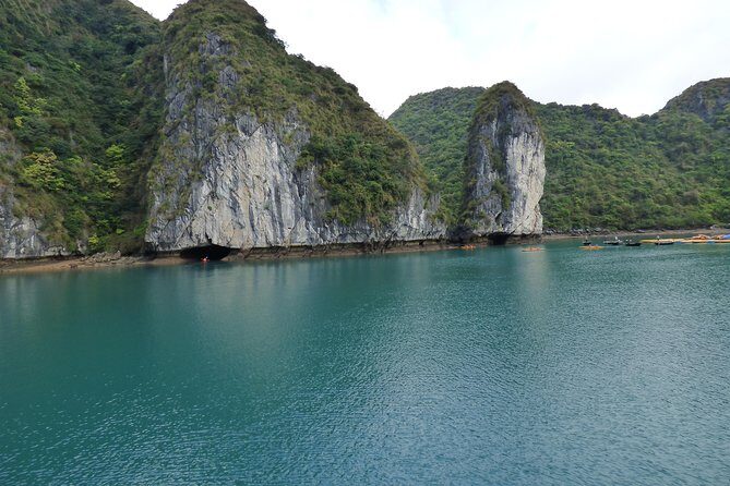 Standard Halong 2 days 1 night - overnight on cruise - Bai Tu Long routine - Group Size, Timing, and Practical Details