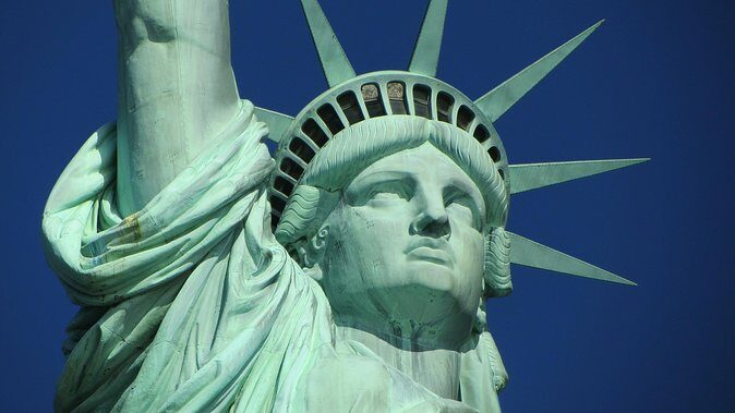 Statue of Liberty and Ellis Island Tour in Spanish - The Value of the Tour: Is It Worth It?